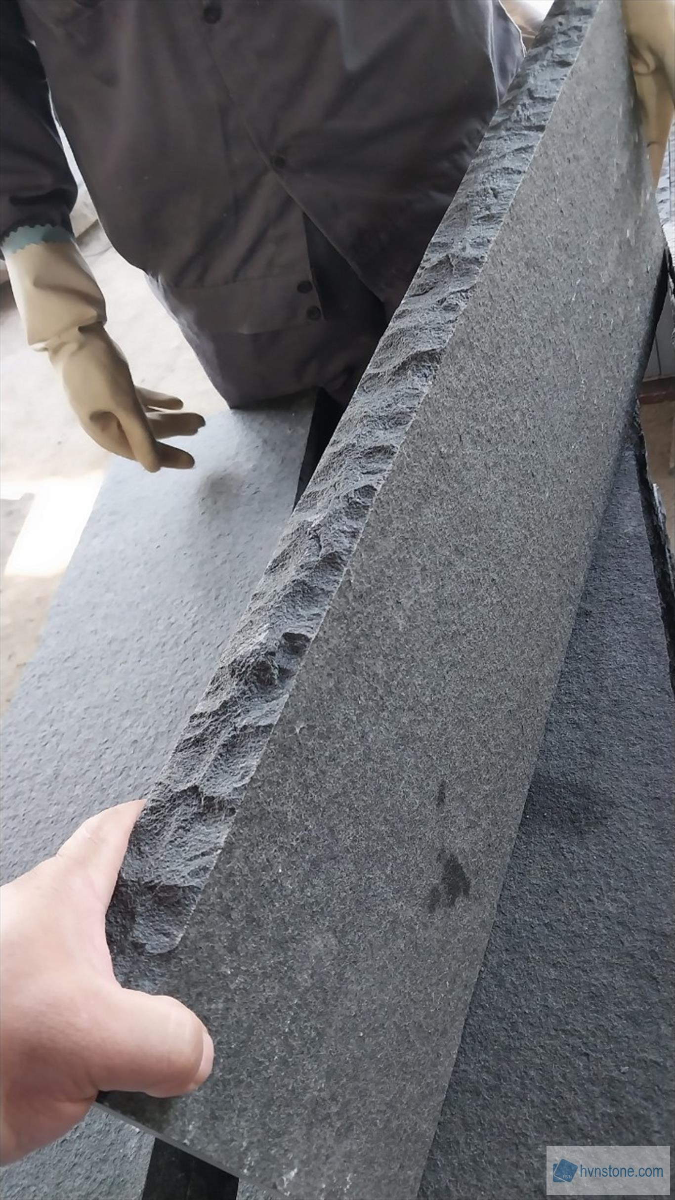 Black Basalt Covering / Caps