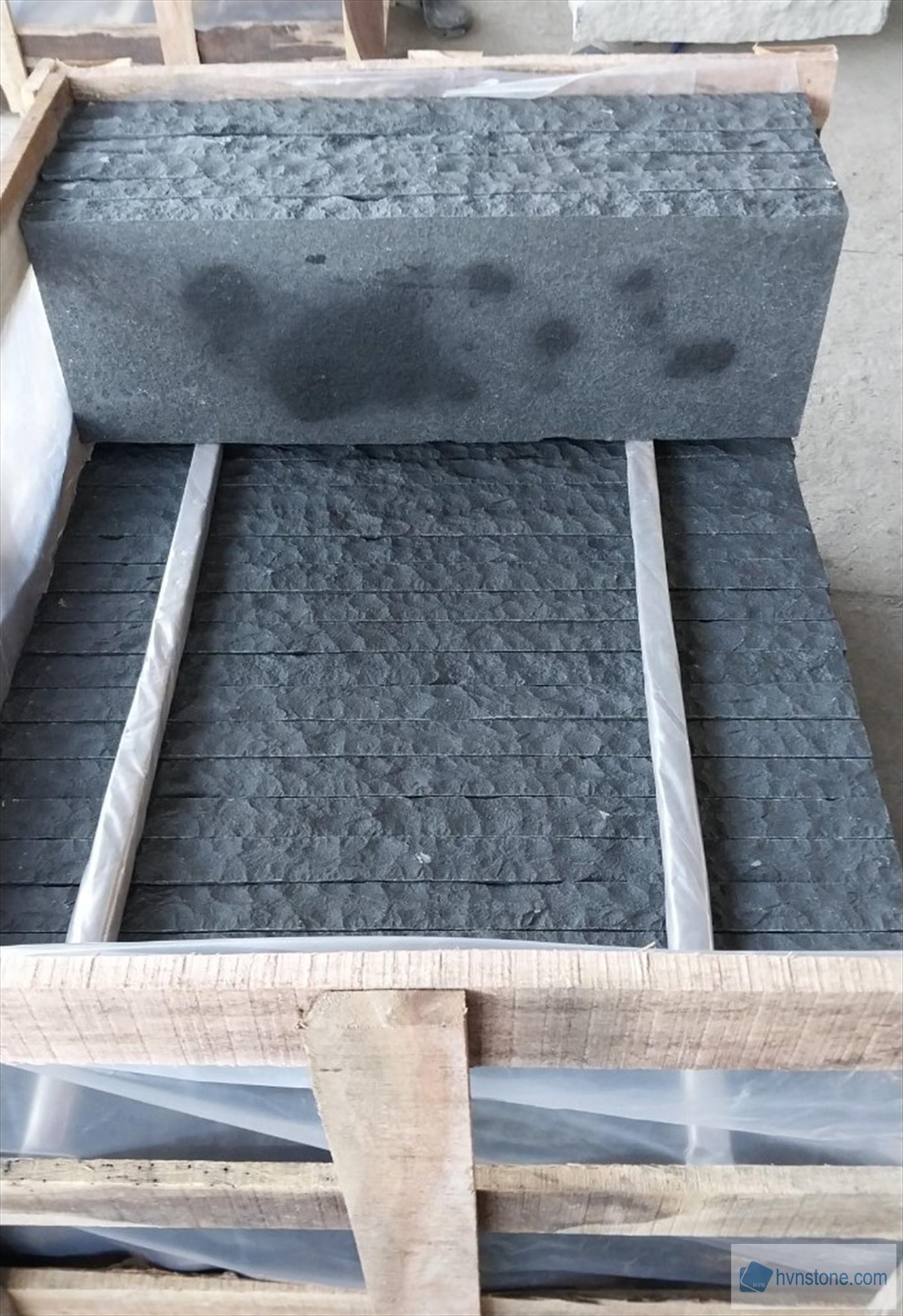 Black Basalt Covering / Caps