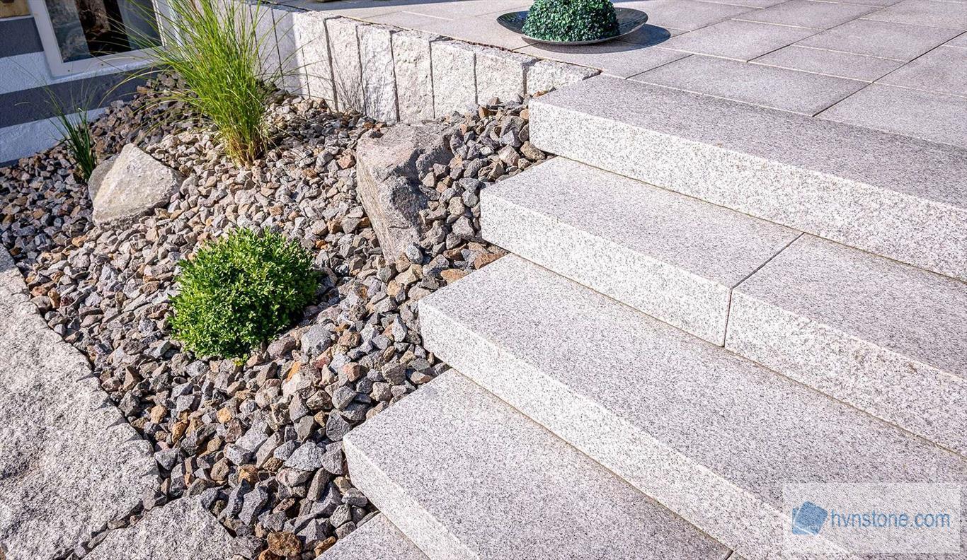 Granite Steps / Stairs